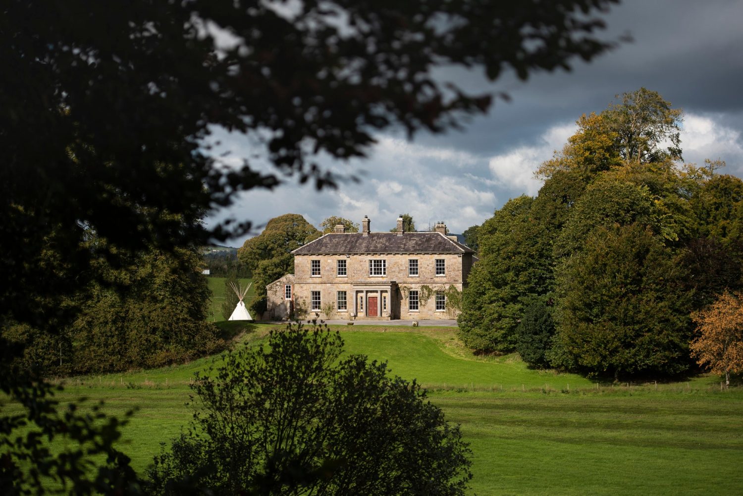 Brooke Manor - Private Rentals - Adams & Butler