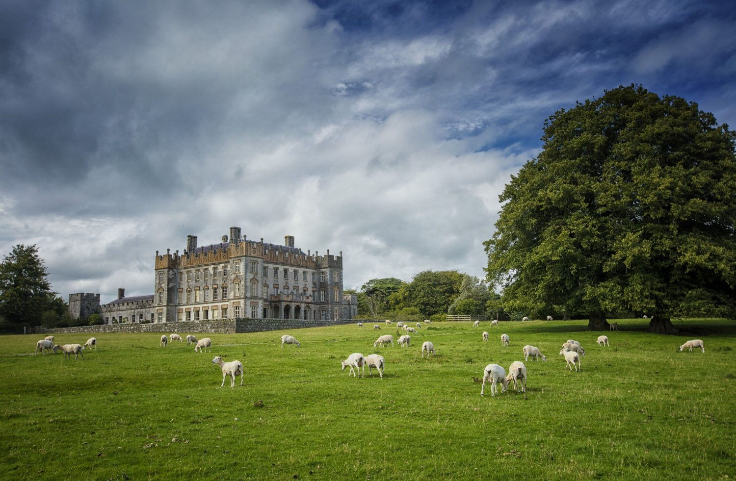 Mansions, Castles & Country Houses to Rent - Ireland & Scotland